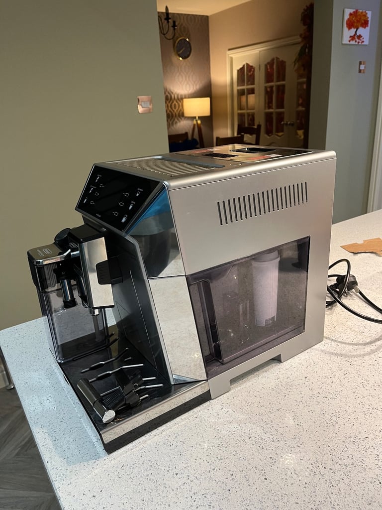 DELONGHI Prima Donna Class ECAM550.75.MS Smart Bean to Cup Coffee ...