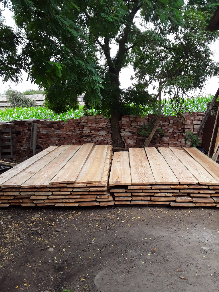 Reclaimed wide pine floorboards. 8-15 inch width. 30 mm thick. Lenght 9 ...