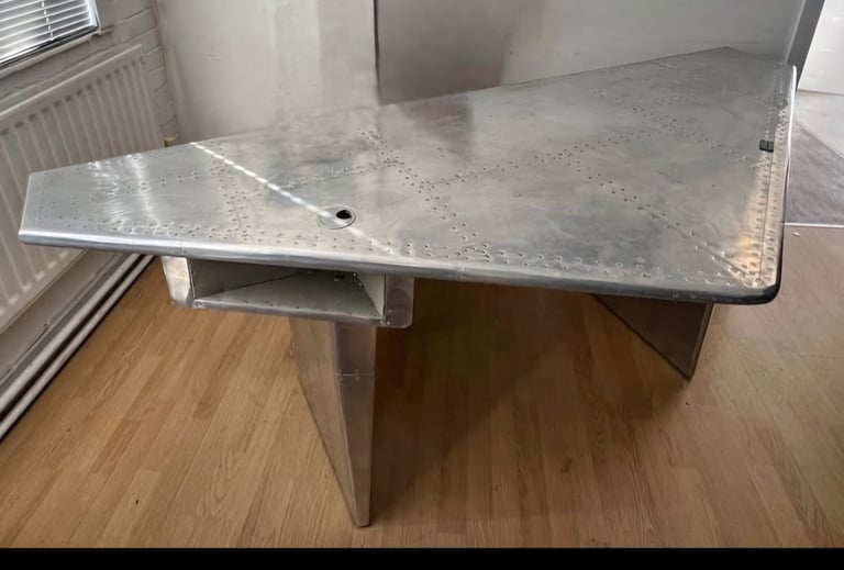 Aviator Wing Tip Desk - Plane / Aeroplane Furniture - 2 Metres Wide ...