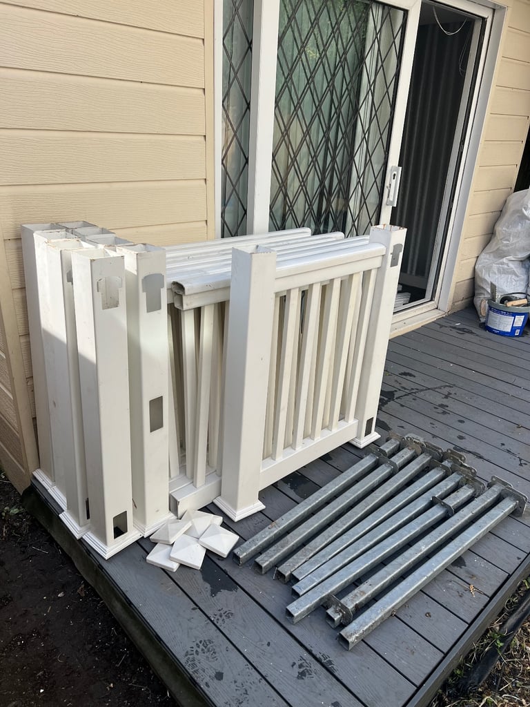 Caravan decking rails/ posts | in Brighton, East Sussex | Gumtree