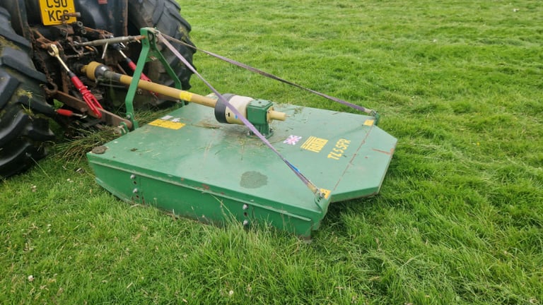 Tractor foster tl5 semi offset grass topper | in Motherwell, North ...