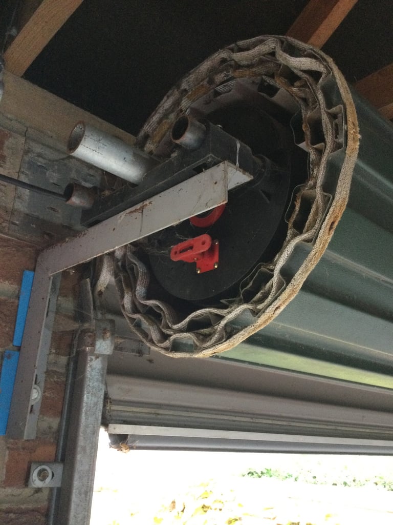 Henderson electric garage door control units x 2 , roller door motor x ...