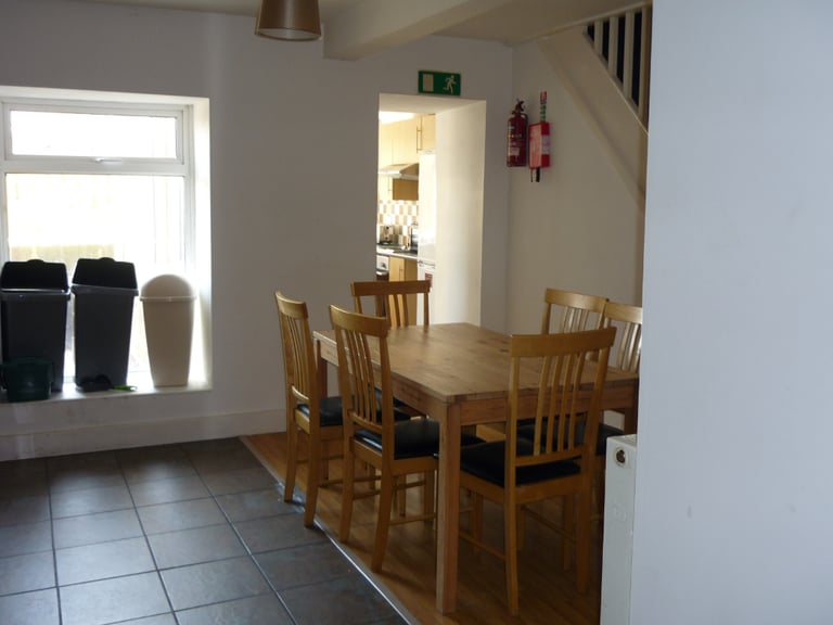 All Inclusive Double Room - Hanover Street, Students & Professionals ...