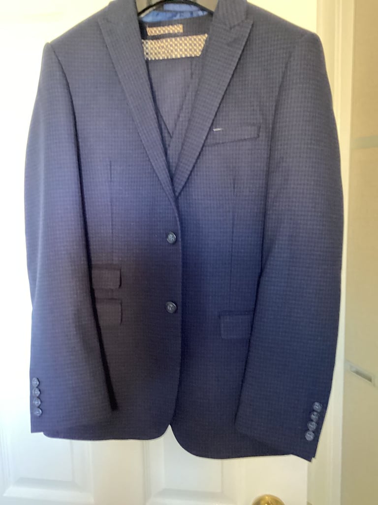 Second-Hand Men's Suits & Tailoring for Sale | Gumtree