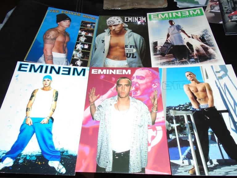 EMINEM SMALL COLLECTION / PHOTO'S, CD'S, DOG TAG'S, POSTCARD'S, POSTER ...