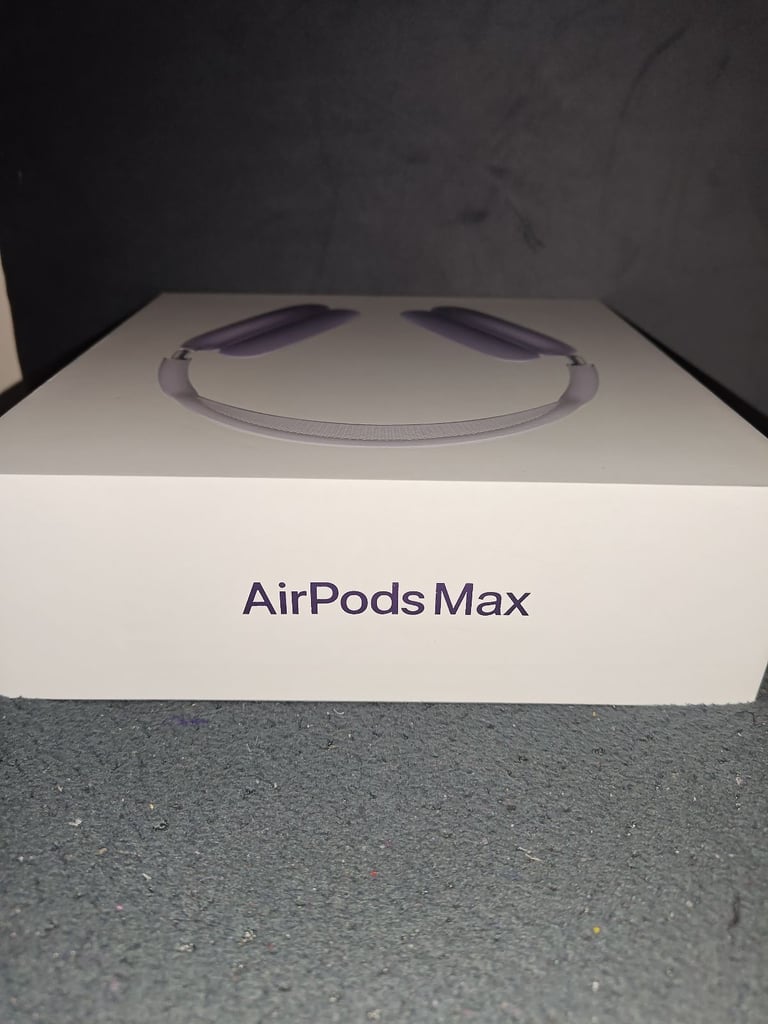 Sealed purple apple max headphone | in Stourbridge, West Midlands | Gumtree