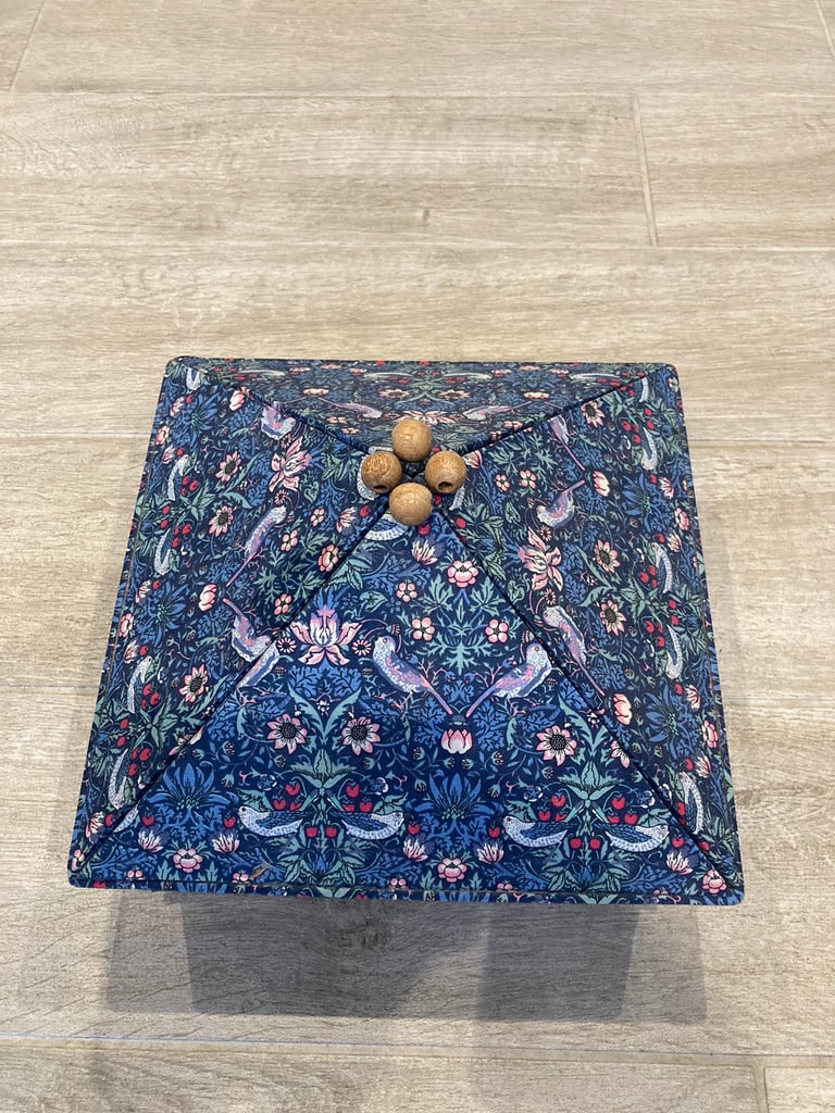 Beautiful Square Based Pyramid Sewing Box - 4 Sections & Matching Pot ...