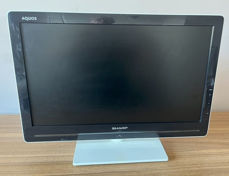 Sharp AQUOS LC-22LE430E TV 55.9 cm (22") Full HD Black, White 250 | in Winsford, Cheshire | Gumtree