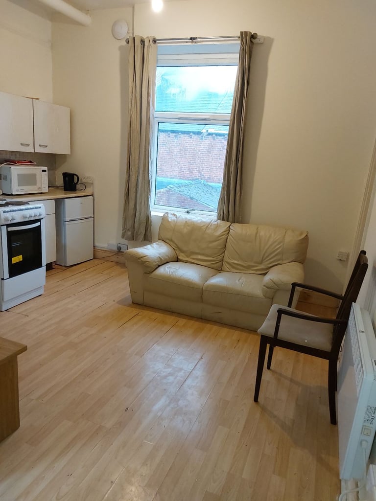 Property to rent in Leeds, West Yorkshire, Flats and Houses to rent ...