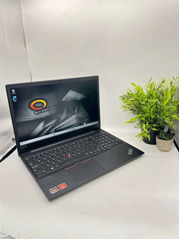 New Windows Gaming Lenovo Laptop AMD Ryzen CPU Radeon Vega Graphics ...