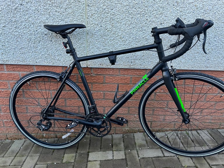 Pinnacle Road Bike | in Barrhead, Glasgow | Gumtree