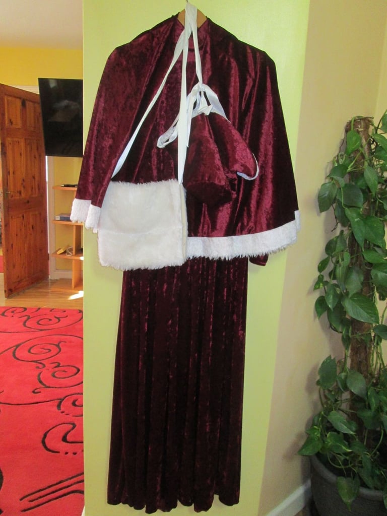 Theatrical Amatuer Dramatic Victorian Velvet Long Sleeve Stage Costume ...