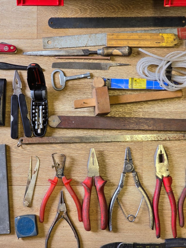 Toolbox full of mixed tools. See pictures. | in Livingston, West Lothian | Gumtree