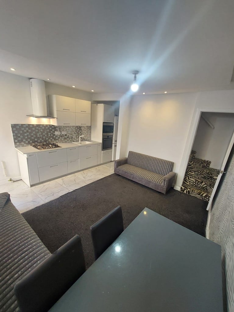 House to rent | in Bradford, West Yorkshire | Gumtree