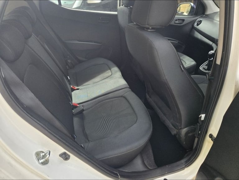 Hyundai, I10, Hatchback, 2018, Manual, 998 (cc), 5 doors | in Sheldon ...
