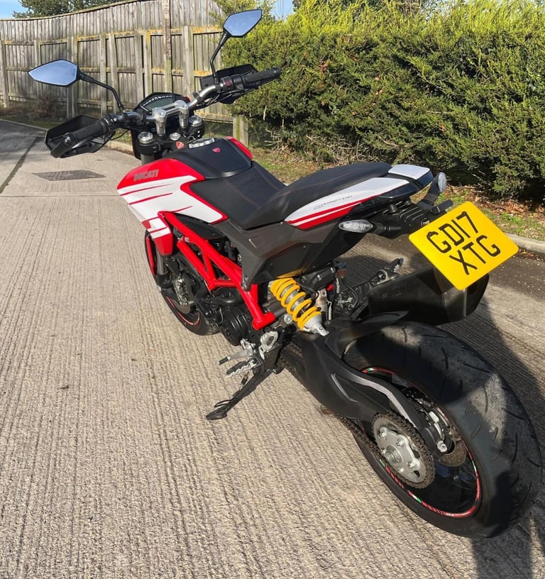2017 17 DUCATI HYPERMOTARD 939 RED WHITE SUPERMOTO MOTARD 7k MILES ...