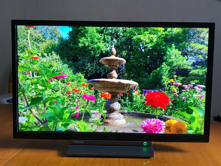 TOSHIBA 32 INCH SMART FULL HD HDR LED TV-WIFI- FREEVIEW-LATEST MODEL ...