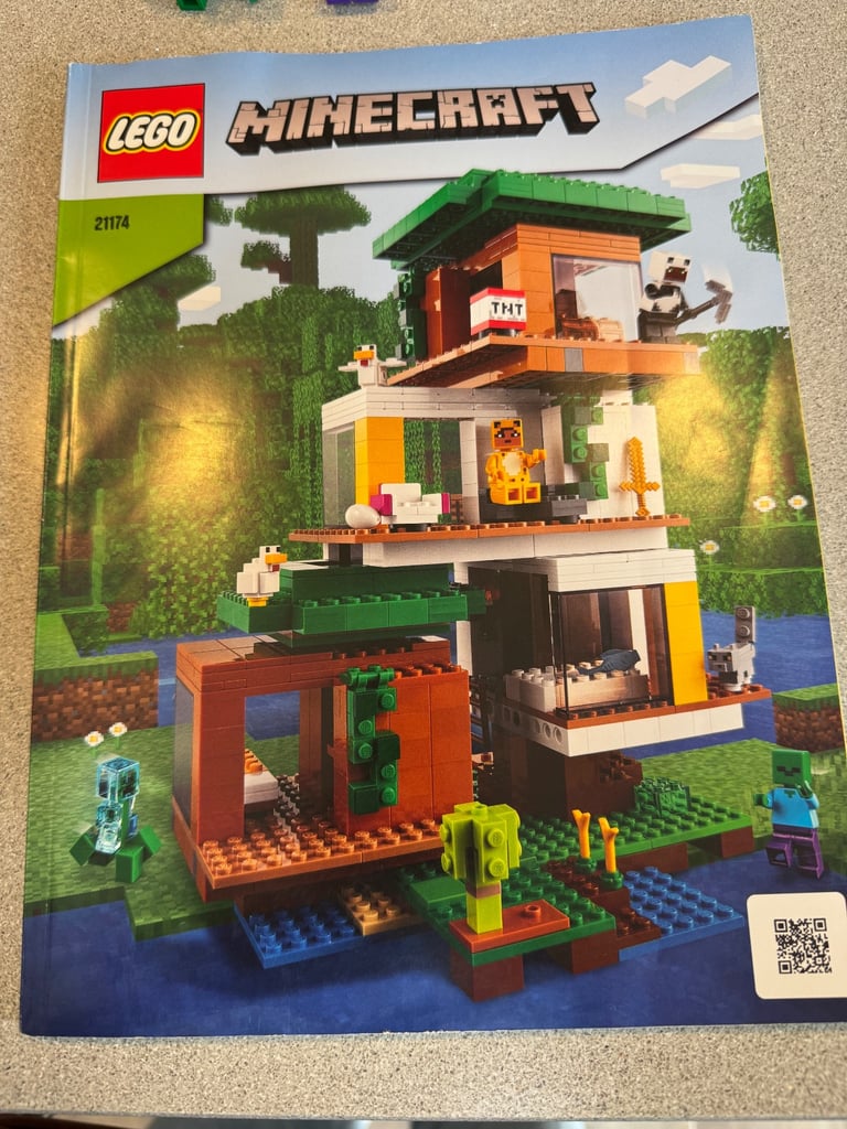 Lego Minecraft Treehouse | in Lisvane, Cardiff | Gumtree