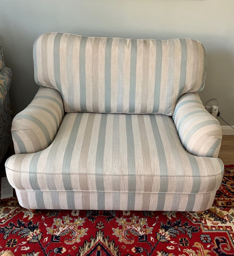 2 seater Sofa and colour matching Snuggler | in Maidenhead, Berkshire ...