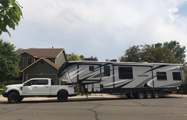 2019 Cyclone 4005 | RVshare