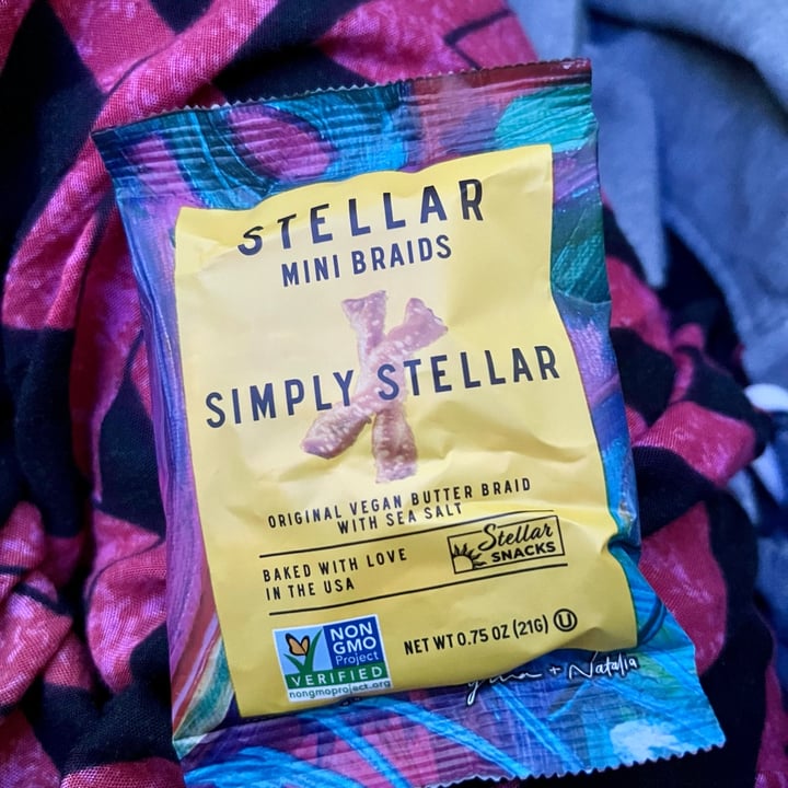 Stellar Snacks Stellar Mini Braids Review | abillion
