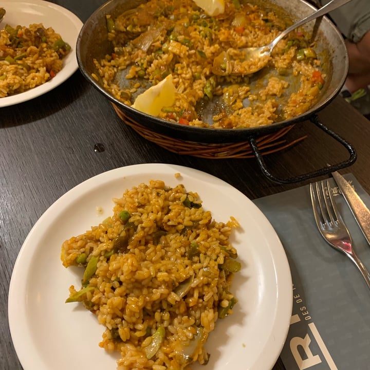 Restaurante Nuria Barcelona, Spain Paella de Verduras Review | abillion