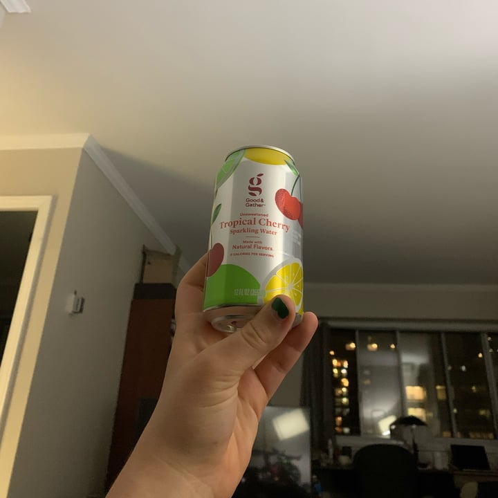 Good & Gather Unsweetened Tropical Cherry Sparkling Water Reviews | abillion