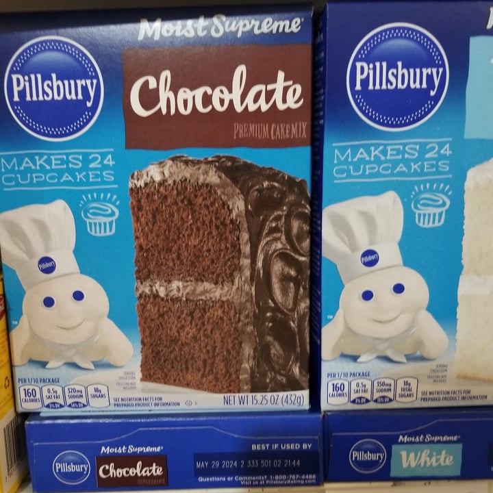 Pillsbury Chocolate Premium Cake Mix Review | abillion