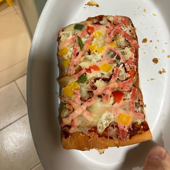 M bakery pizza Review | abillion