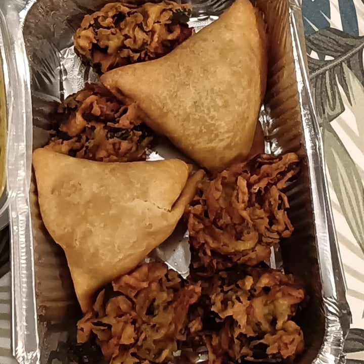 Taj Mahal Milano Milano, Italy Pakora Review | abillion
