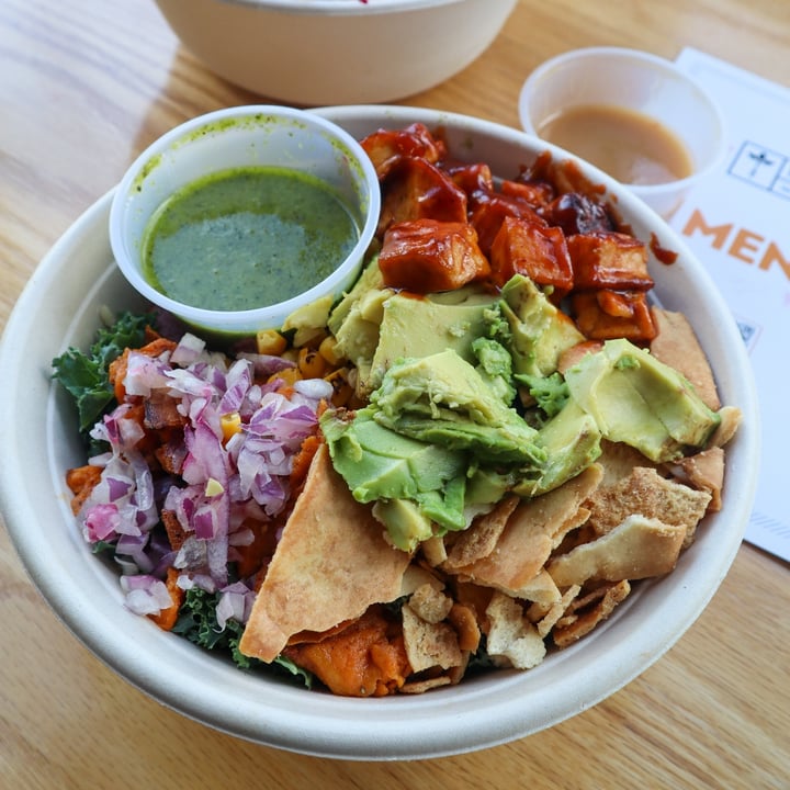 Roots Natural Kitchen University District, Columbus, United States El ...