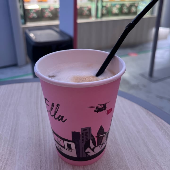 Ella coffee Iced oat latte Review | abillion