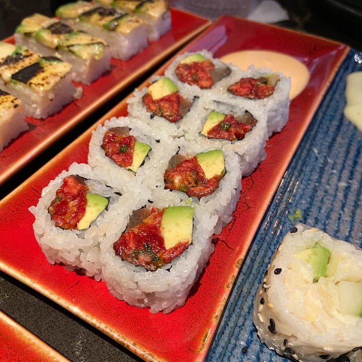 PLANTA Queen River North, Chicago, United States Spicy Tuna Roll Review ...