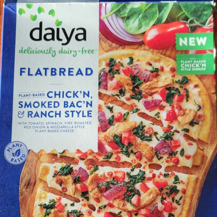 Daiya Chick'n Smoked Bac'n & Ranch Pizza Review | abillion