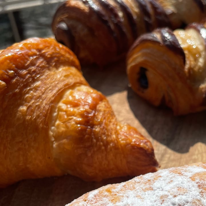 Pasticceria Nepà Milano, Italy Brioche Review | abillion