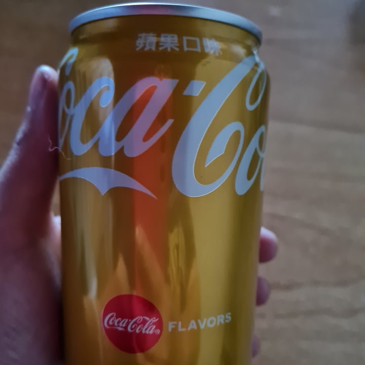 Coca-Cola Apple Flavoured Coca Cola Reviews | abillion