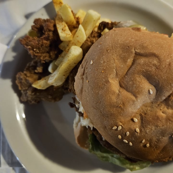 The Vegan Chef Umhlanga South Africa Crispy Zingy Burger Review | abillion