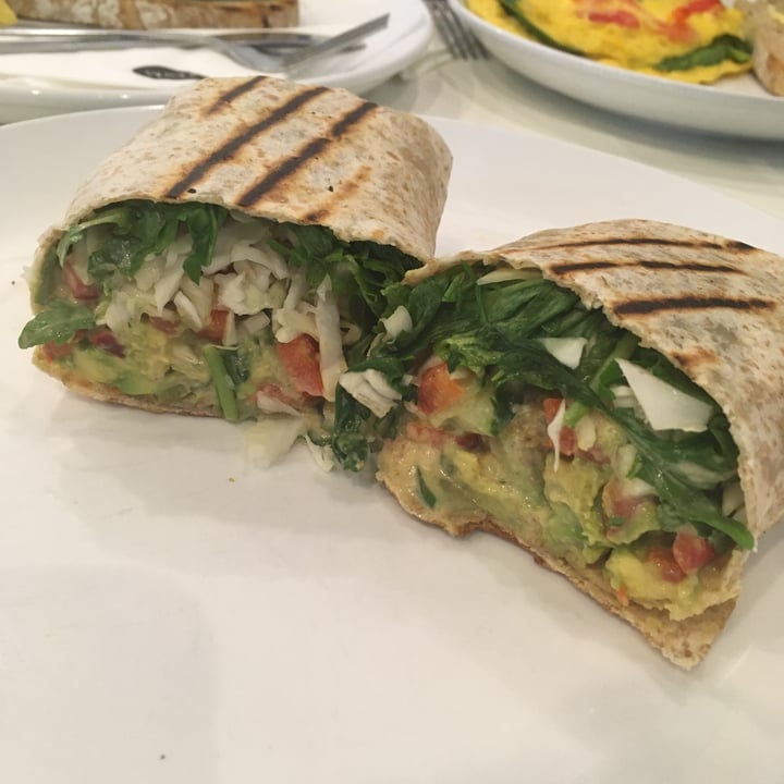 KAUAI Canal Walk Cape Town, South Africa Avo Falafel Wrap Review | abillion