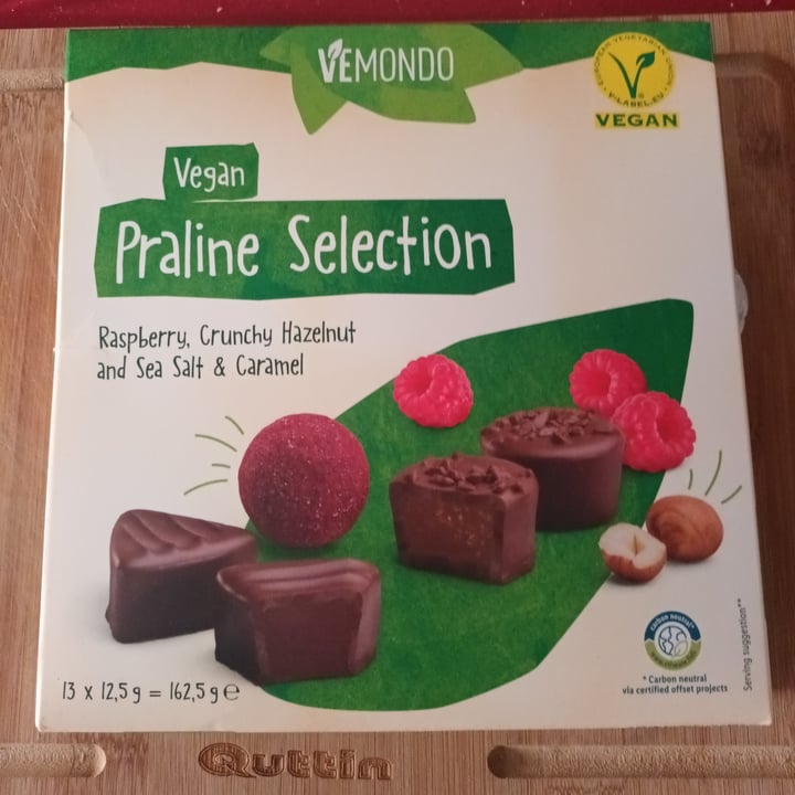 Vemondo Vegan praline selection Review | abillion