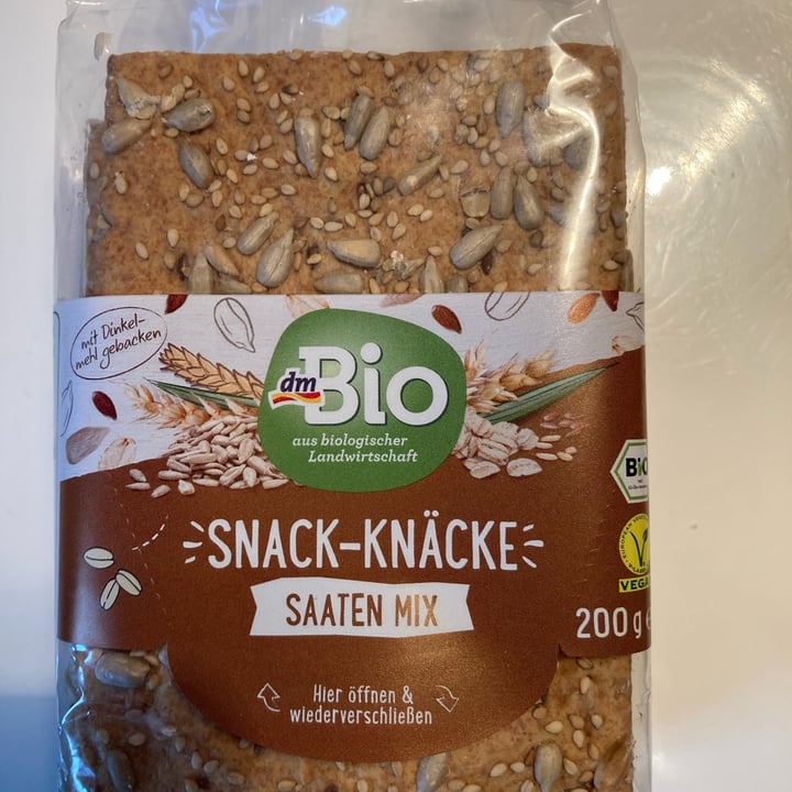 dmBio Snack-Knäcke Saaten Mix Review | abillion