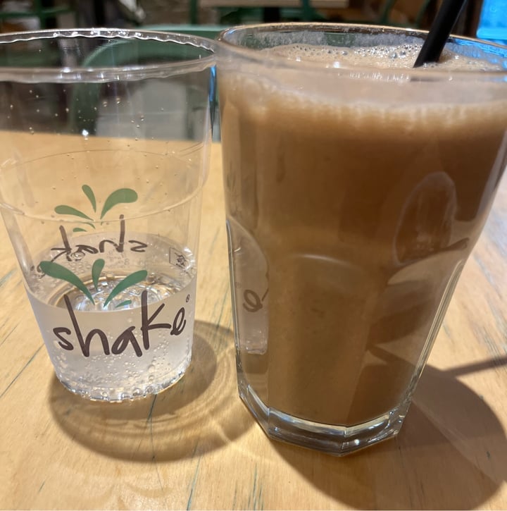 Shake Cafè Firenze, Italy smooties Review | abillion