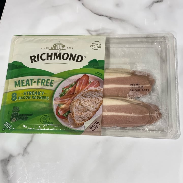 Richmond Meat-Free 8 Streaky Bacon Rashers Review | abillion