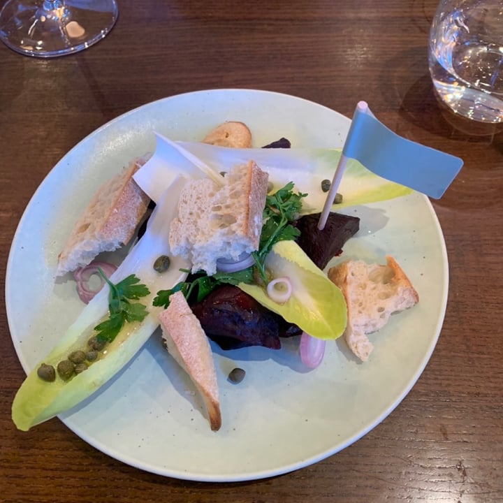 Cote - Cheltenham United Kingdom Warm Beetroot Salad Review | abillion