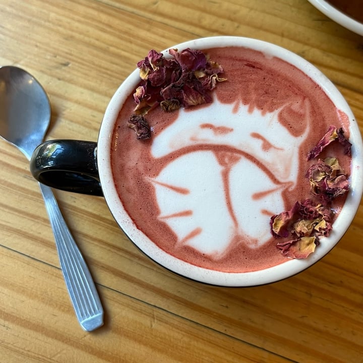 Angéla - Deli & Coffee C1035ABA, Argentina Pink Latte Review | abillion