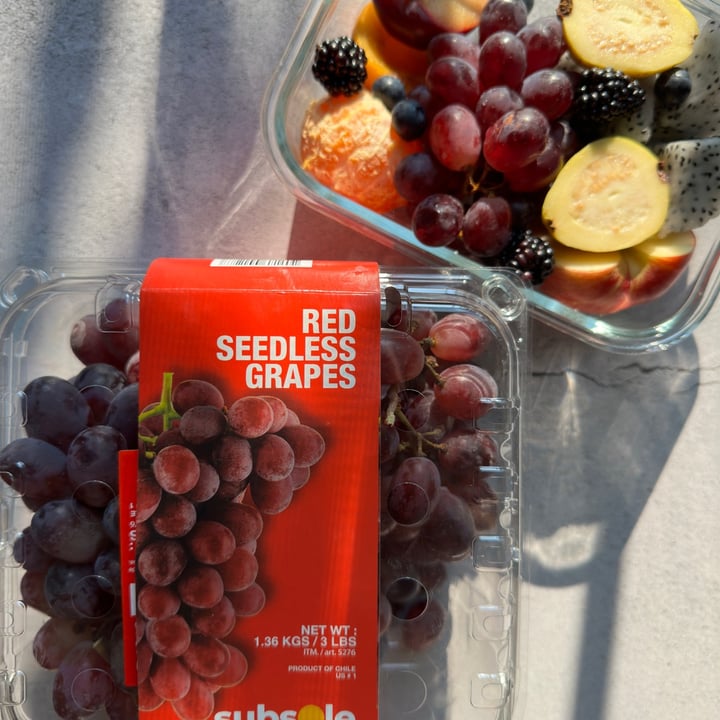 Subsole Red Seedless Grapes Review | abillion