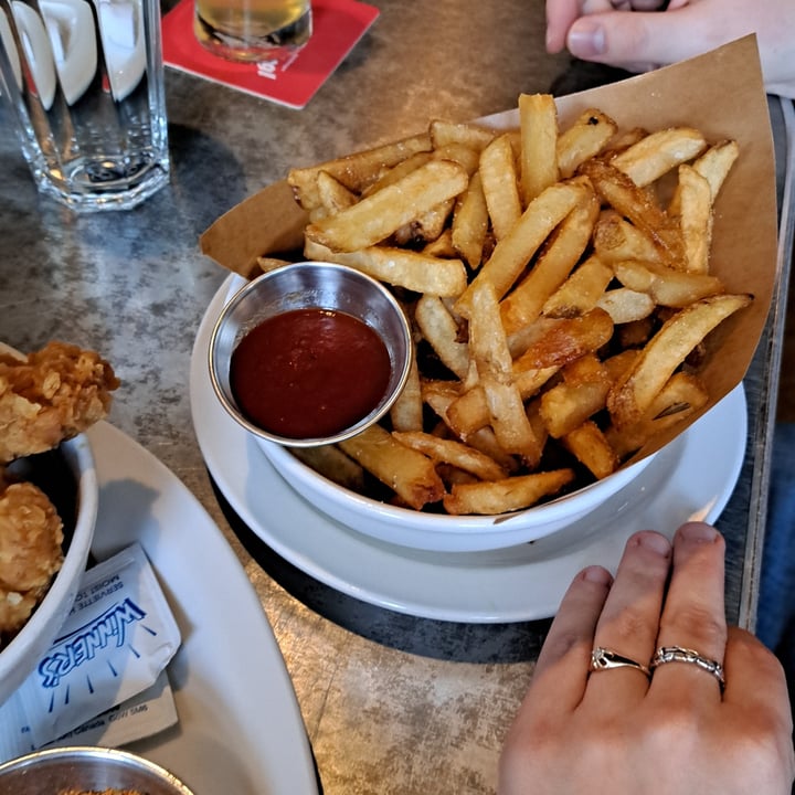 Beertown Public House Waterloo Fries Reviews | abillion