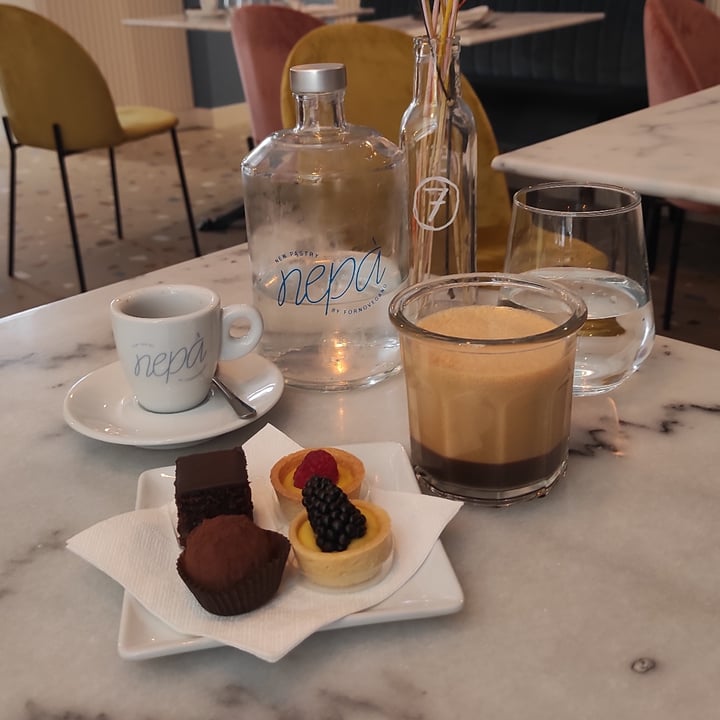 Pasticceria Nepà Milano, Italy Pasticcini Review | abillion