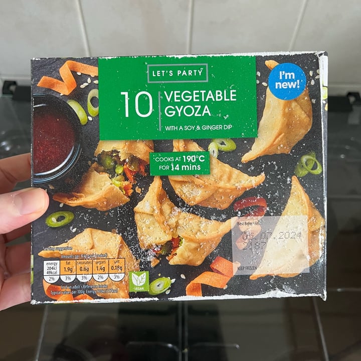 ALDI 10 Vegetable Gyoza Review | abillion