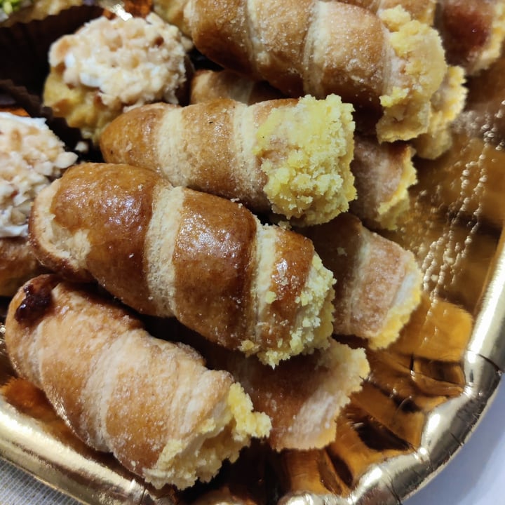 Pasticceria Garzoni Cannoncini Classici Review | abillion