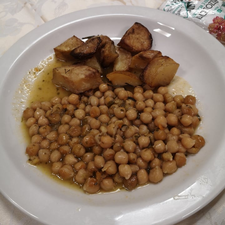 Casa Bonus Pastor Roma, Italy Patate e ceci Review | abillion